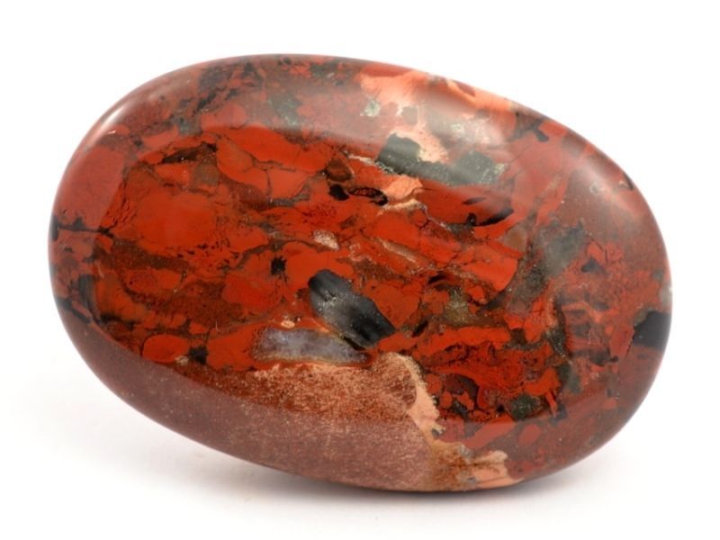 Jaspis a jeho pestrobarevné druhy